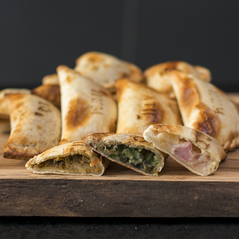 EMPANADA HUMITA (31122) – Doré Delicias